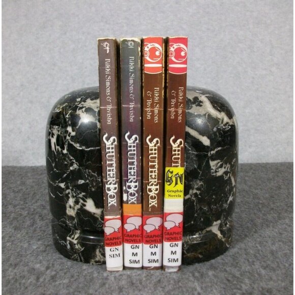 Office | Shutterbox Vol 14 Tokyopop Manga Rikki Simons And Tavisha Pb ...